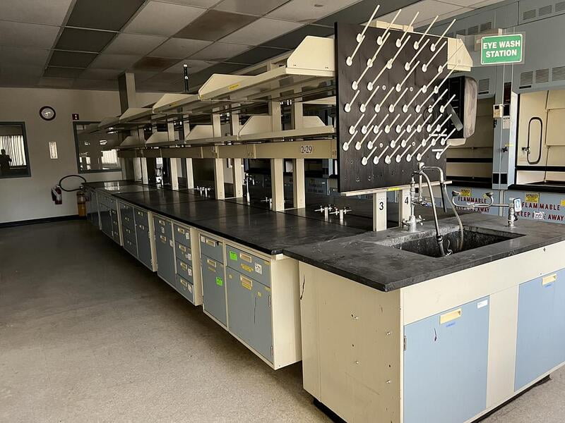 Laboratory Casework – Quantum Technology Equipment